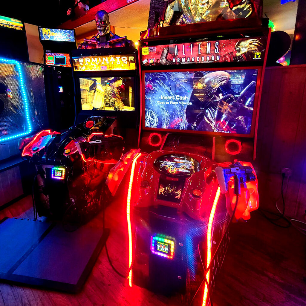 Welcome - Flippers Family Arcade